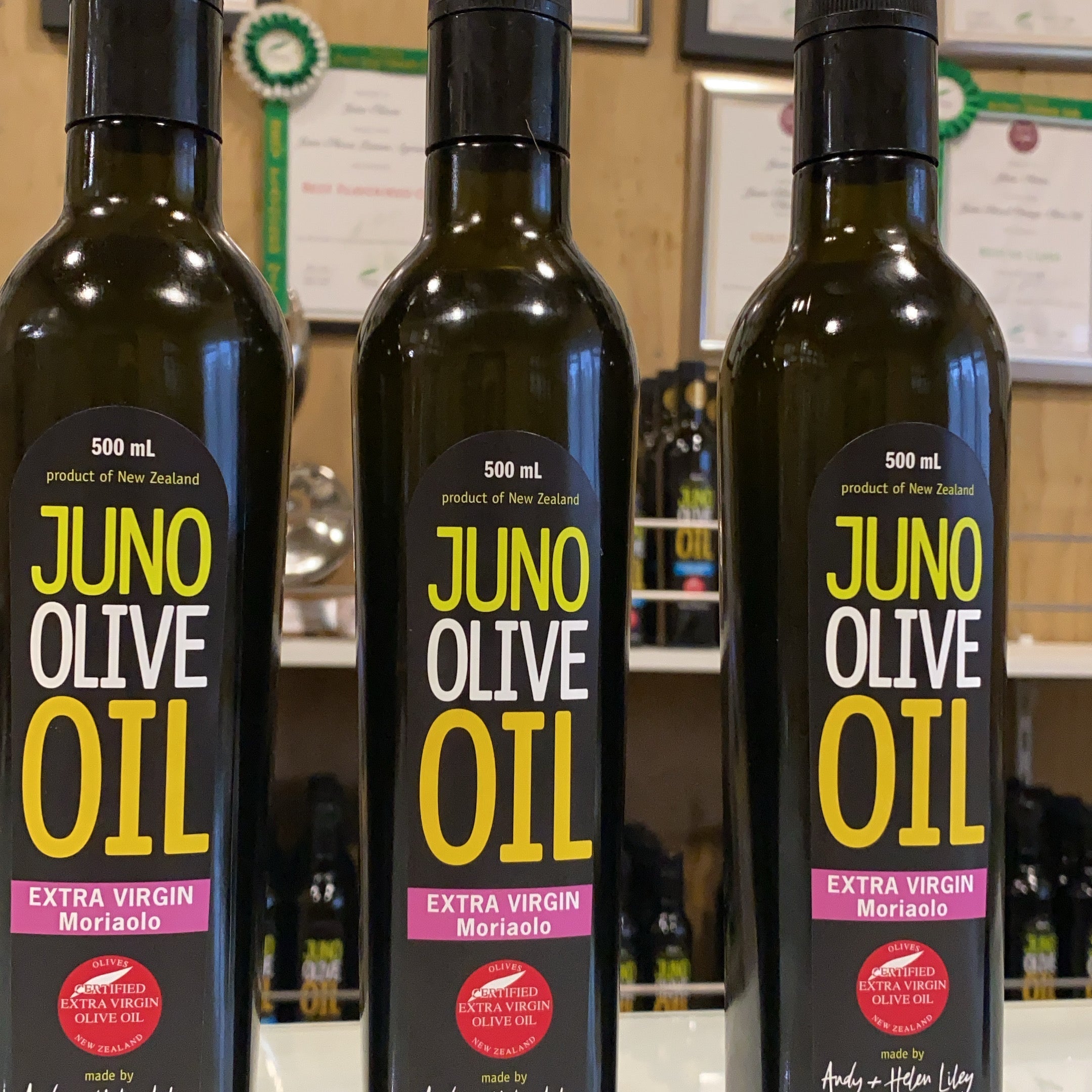 2021 Moraiolo single variety Extra Virgin Olive Oil | Juno Olives